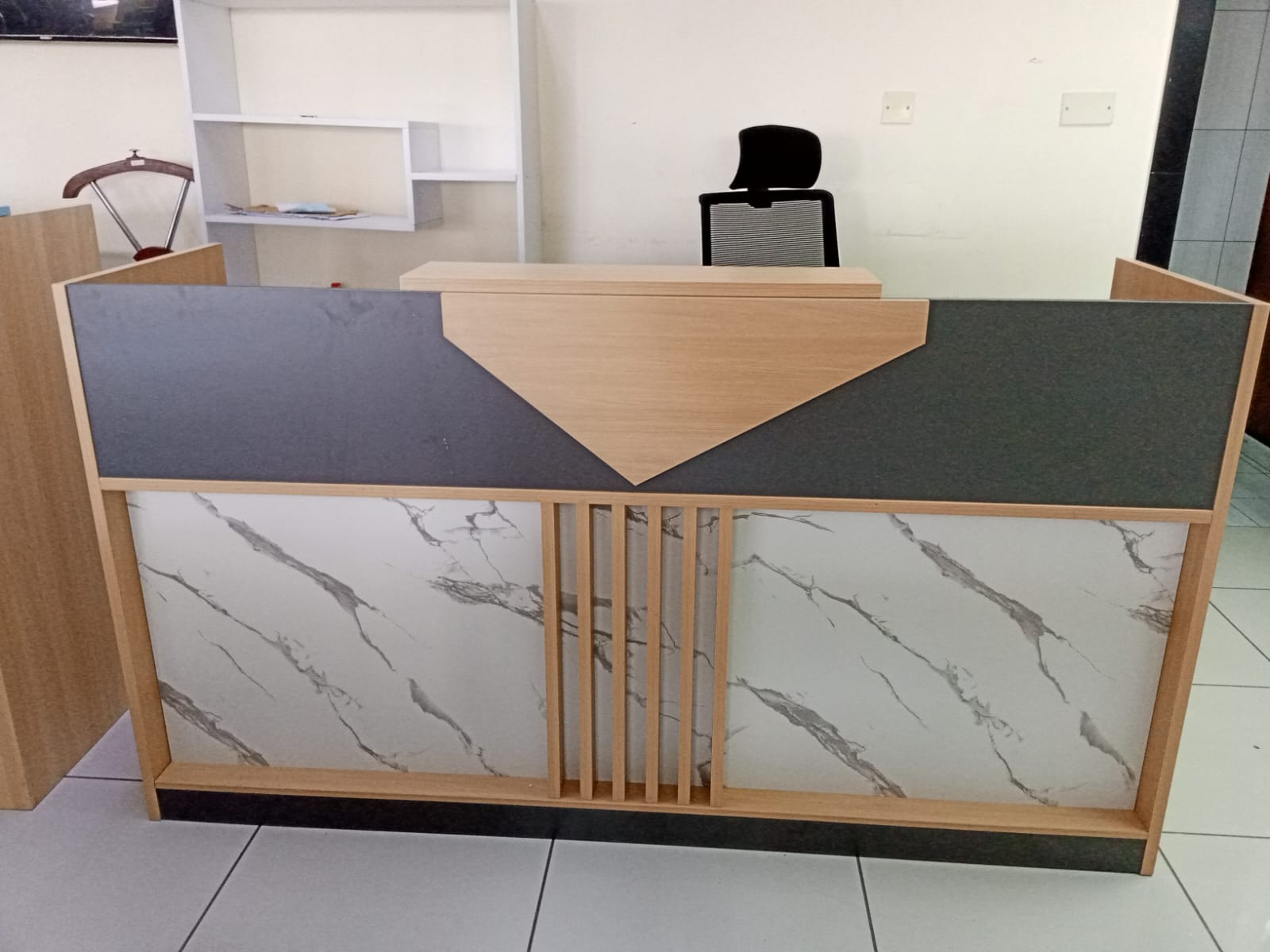 2000mm Executive Reception Desk - Airland Furniture